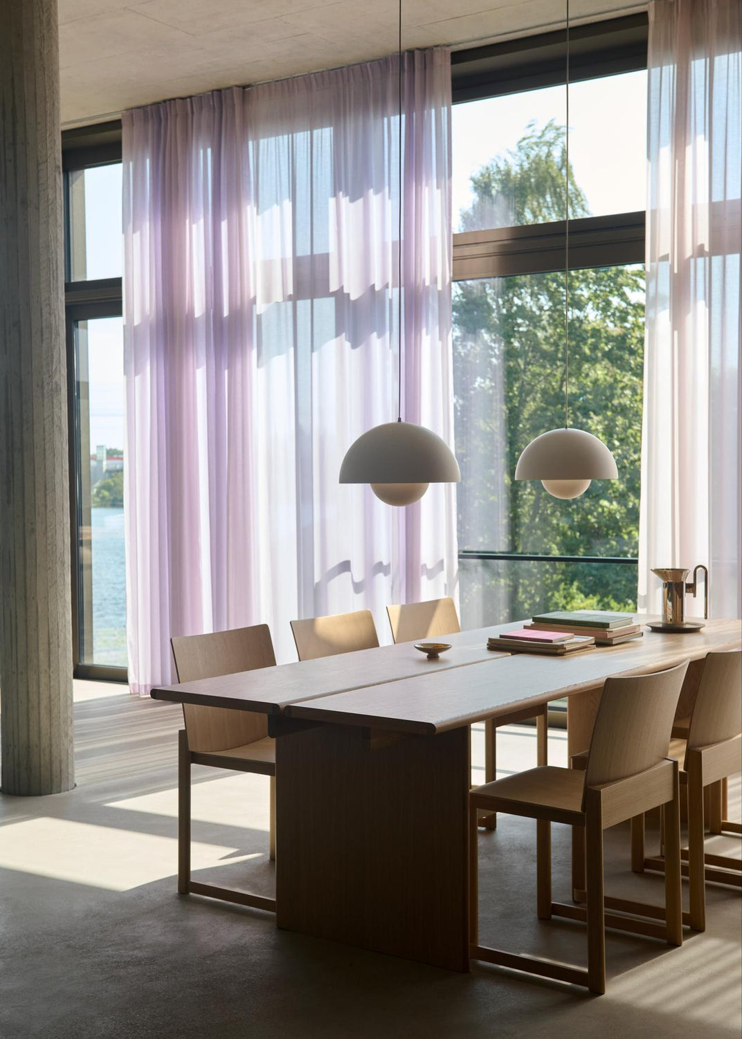 Flowerpot VP10 Pendel af Verner Panton | Køb Flowerpot Lampen Her